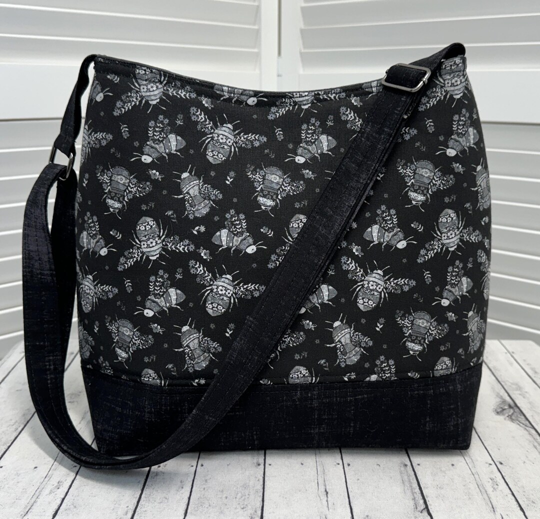 Bumble Bee Crossbody Bag Floral Bees Shoulder Bag Black and Gray Tote ...