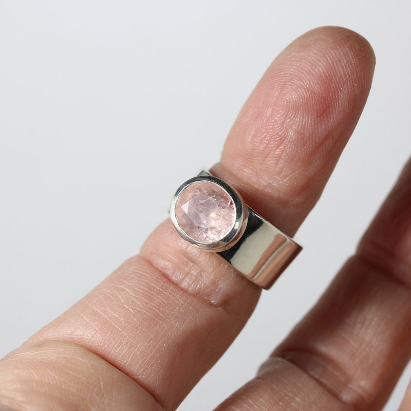 Pink Beryl Ring - Etsy
