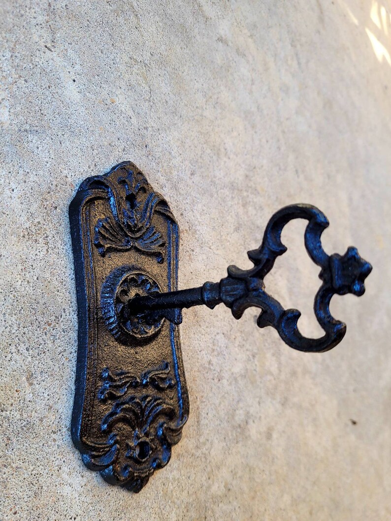 Skeleton Key Wall Hook PICK YOUR COLOR Bath Towel Hook - Etsy