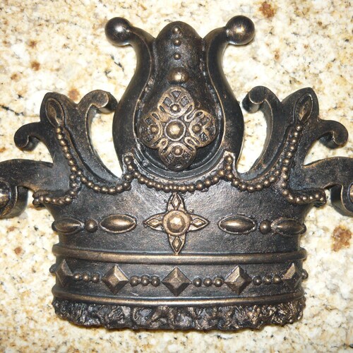 Wall Crown - Etsy