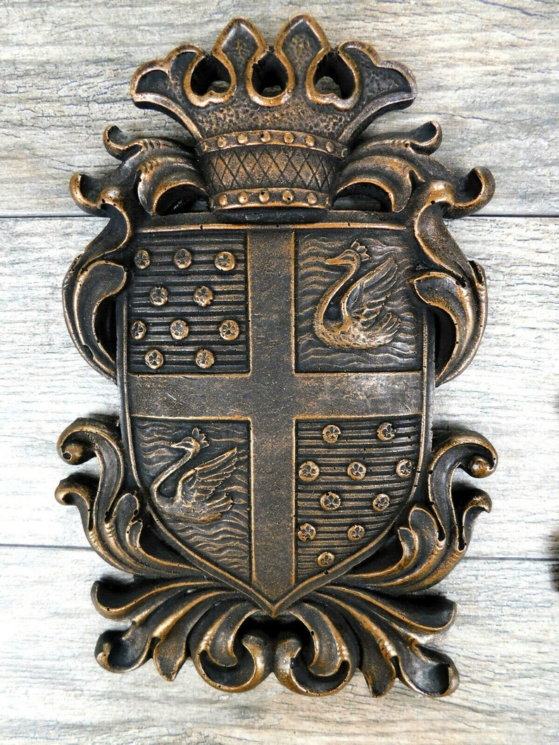 Set of 2 Shield Wall Plaques PICK YOUR COLOR Coat of Arms - Etsy