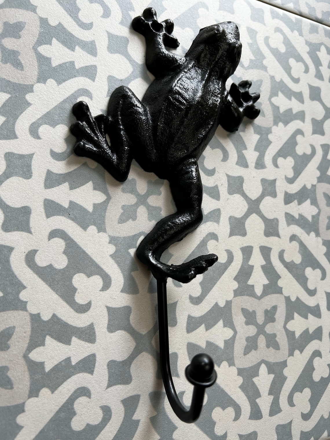 Frog Wall Hook | PICK YOUR COLOR | Cast Iron Wall Coat Rack | Nature ...