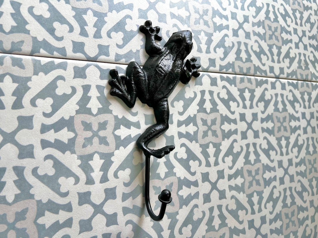 Frog Wall Hook | PICK YOUR COLOR | Cast Iron Wall Coat Rack | Nature ...