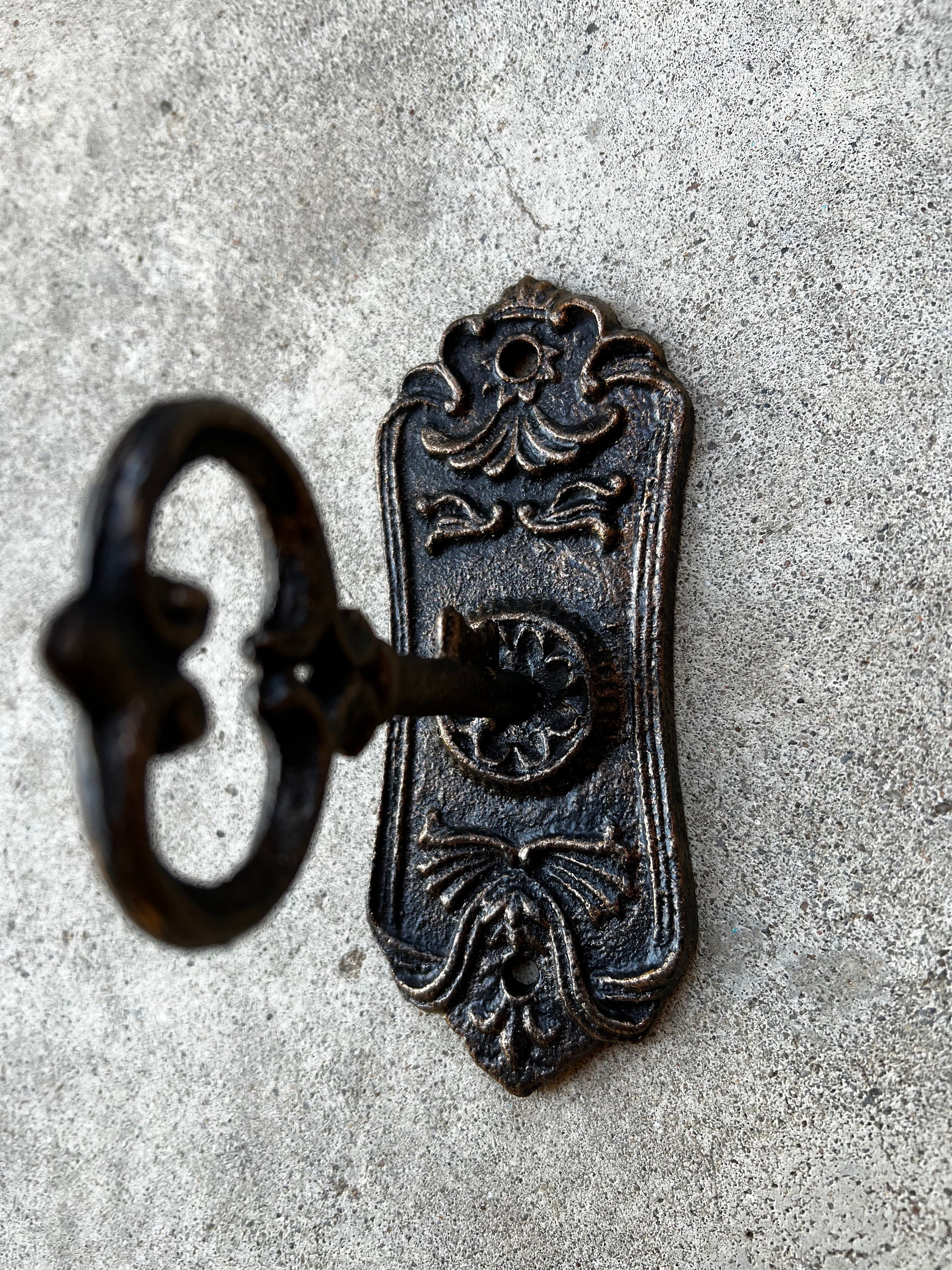 Skeleton Key Wall Hook - PICK YOUR COLOR - Bath Towel Hook, Decorative ...