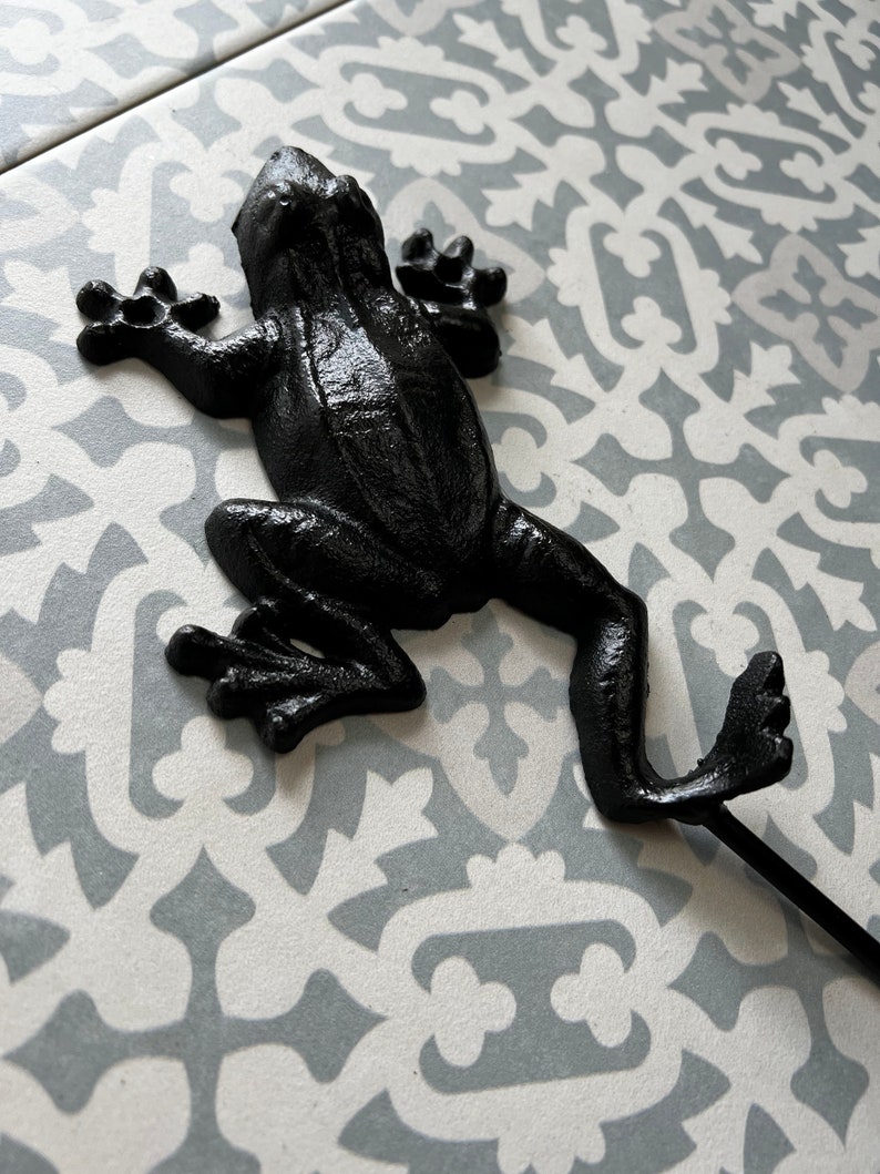Frog Wall Hook | PICK YOUR COLOR | Cast Iron Wall Coat Rack | Nature ...