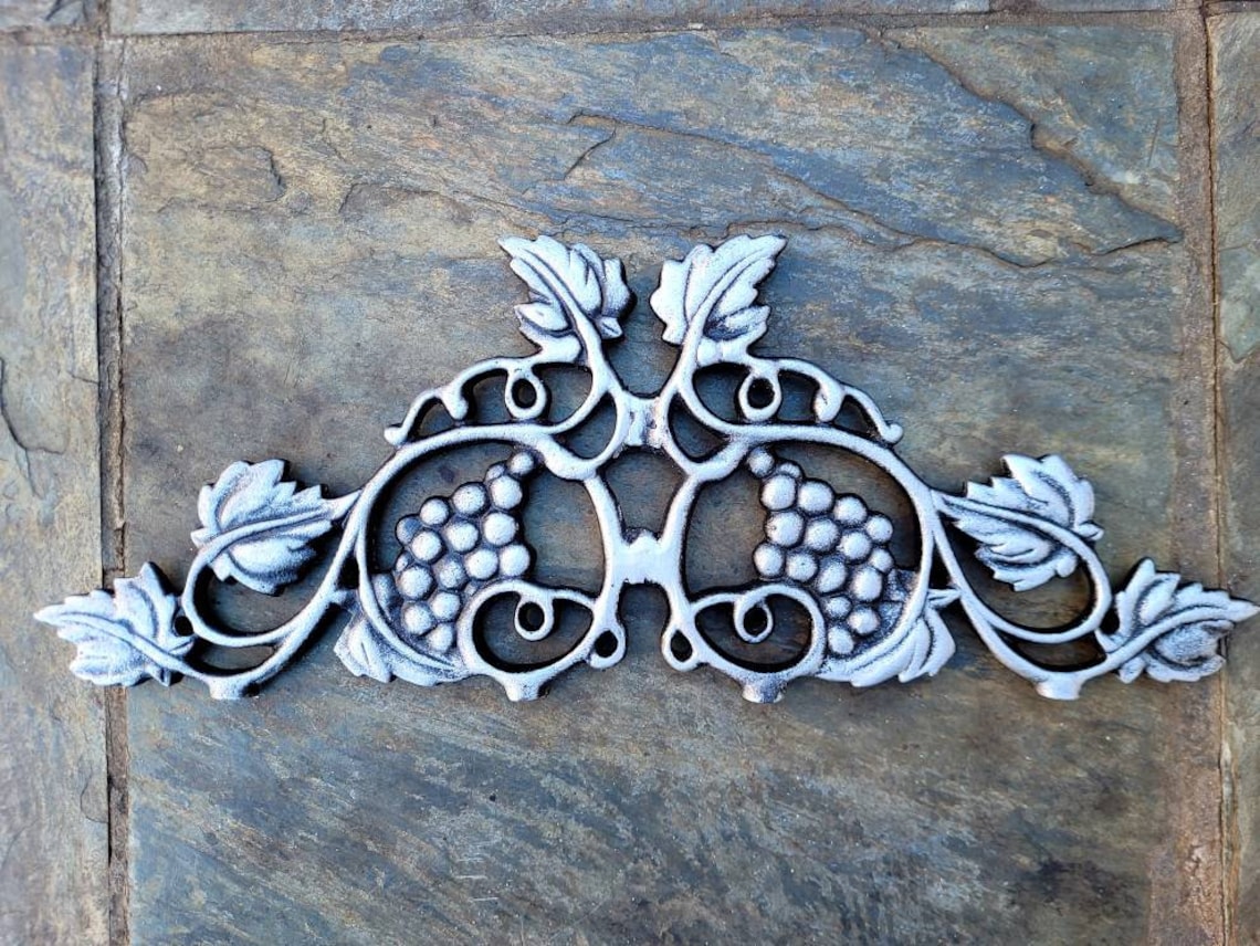 Wine Cellar Wall Decor Metal Wall Hanging Grapevine Decor - Etsy