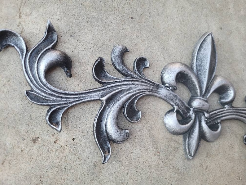 Cast Iron Fleur De Lis Topper PICK YOUR COLOR French Style - Etsy