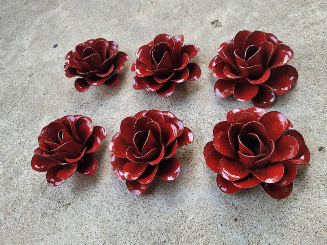 Medium Metal Roses | Set of 6 | Red Roses | Farmhouse | FREE USA ...