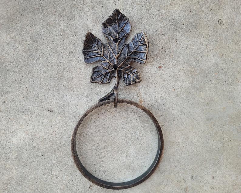 Leaf Towel Ring | PICK YOUR COLOR | Iron Towel Hanger | Metal Bathroom ...