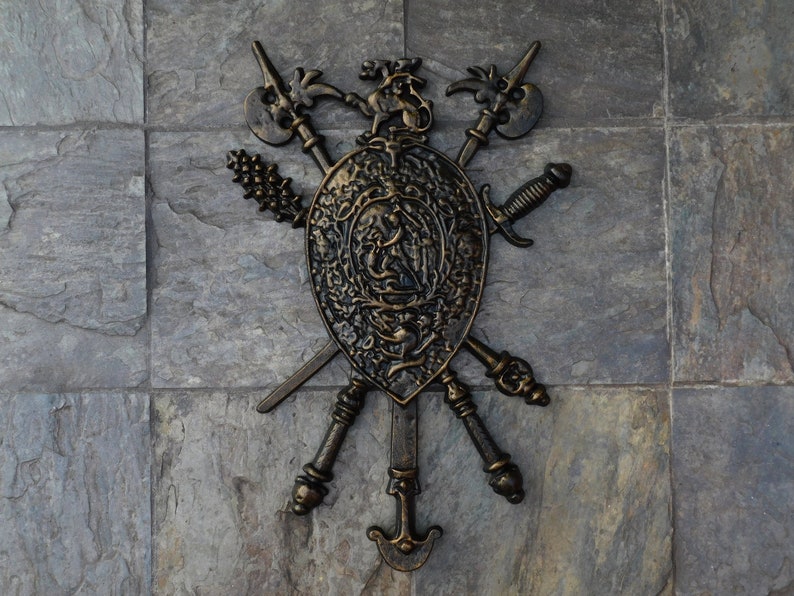 Medieval Wall Decor, PICK YOUR COLOR, Metal Shield, Large Shield Wall ...
