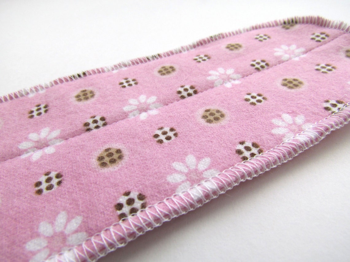 Set of 6 Medium Flow Reusable Cloth Menstrual Wingless Pads | Etsy