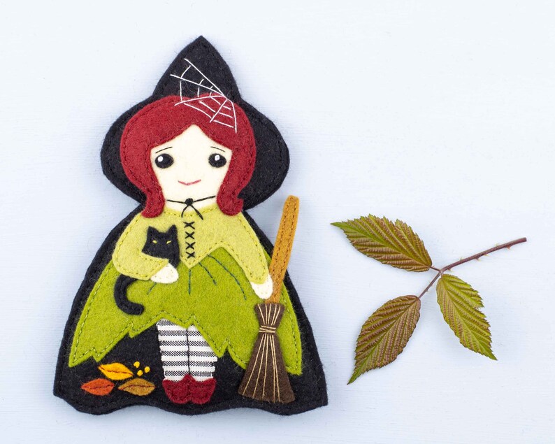 Witch Felt Ornament Sewing Pattern, Halloween Decor DIY - Etsy