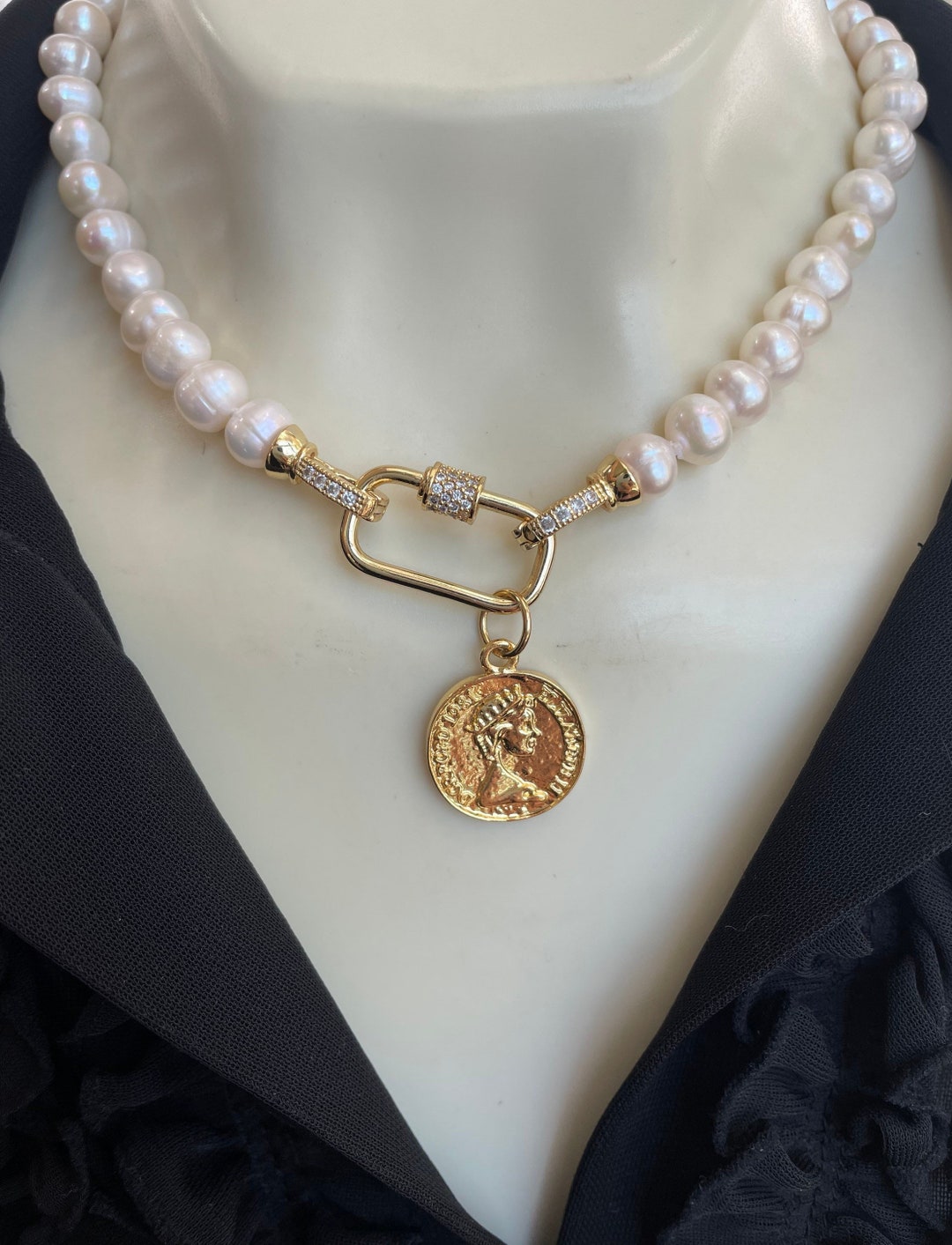 Queen Elizabeth Pearl Necklace Queen Elizabeth Charm Gifts for Her ...