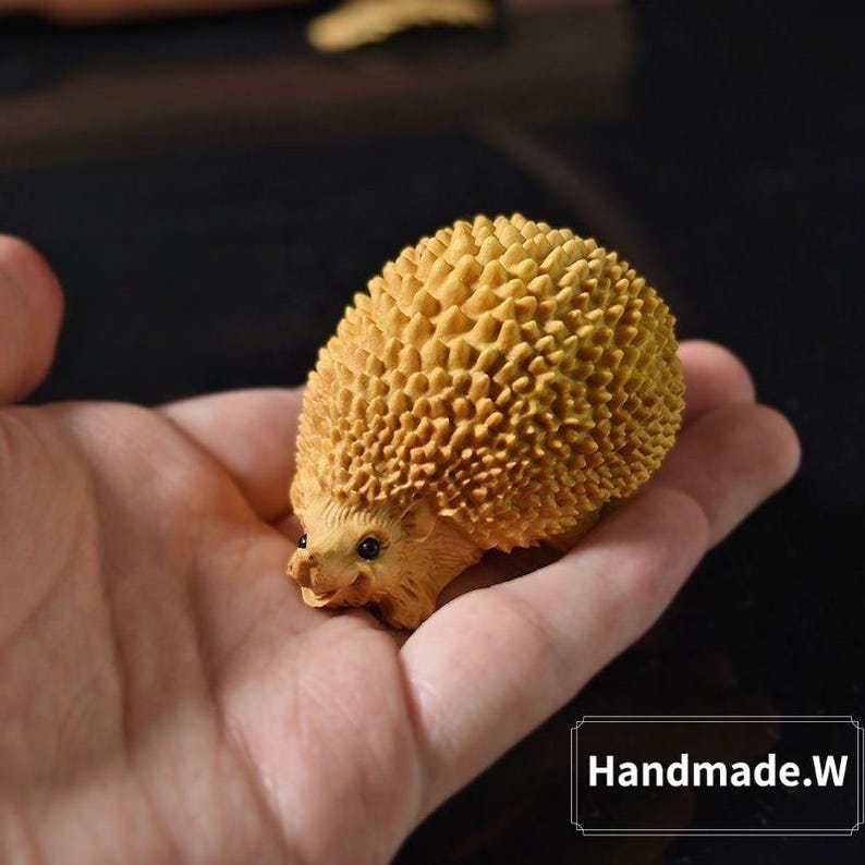 Hand-carved Boxwood Hedgehog Figurine - Mini Rustic Sculpture - Etsy