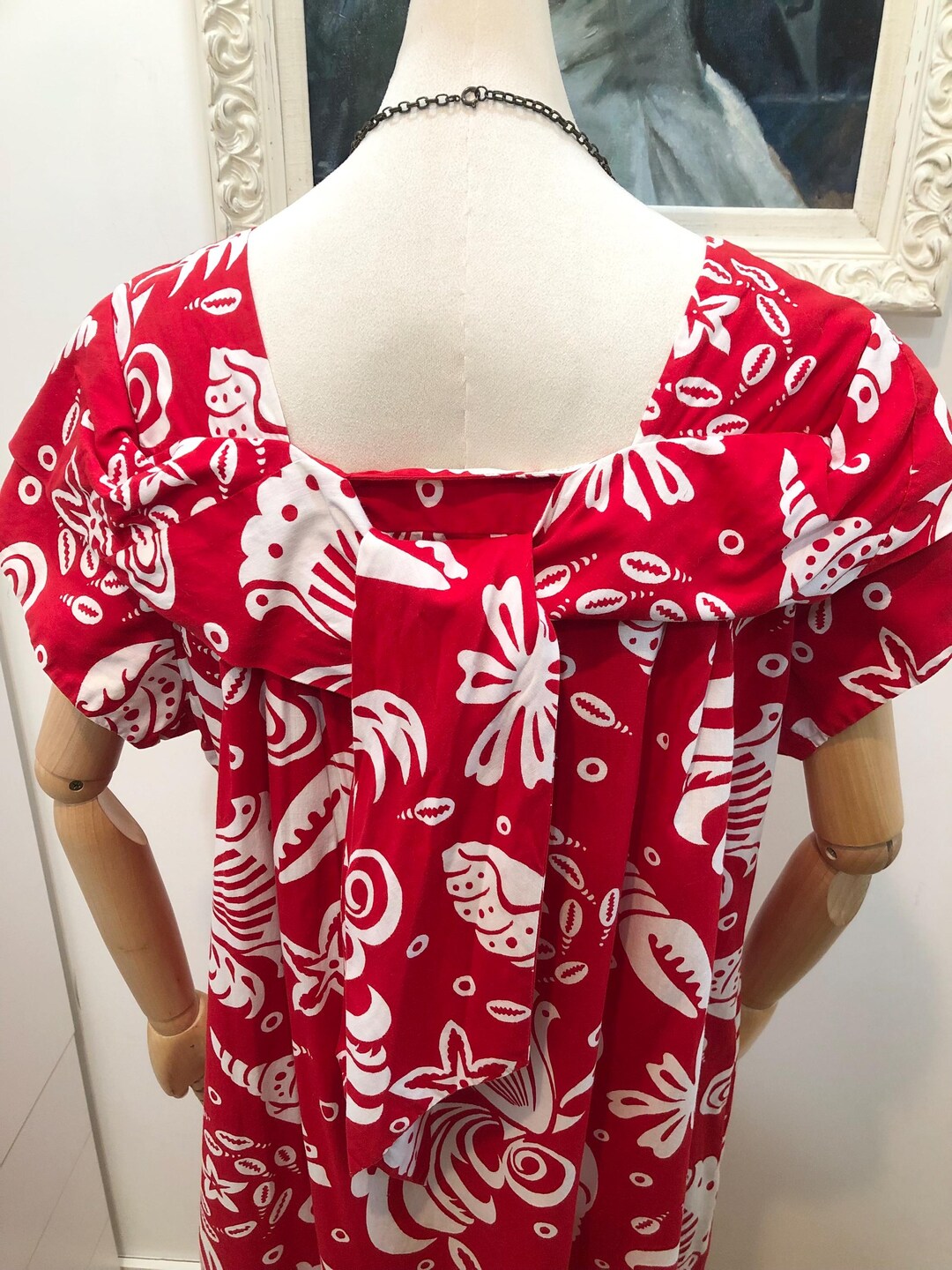Rare Vintage XL - XXL Hawaiian Novelty Print Sea Shells 60s Muu Muu Red White Cotton Sash Tie ...