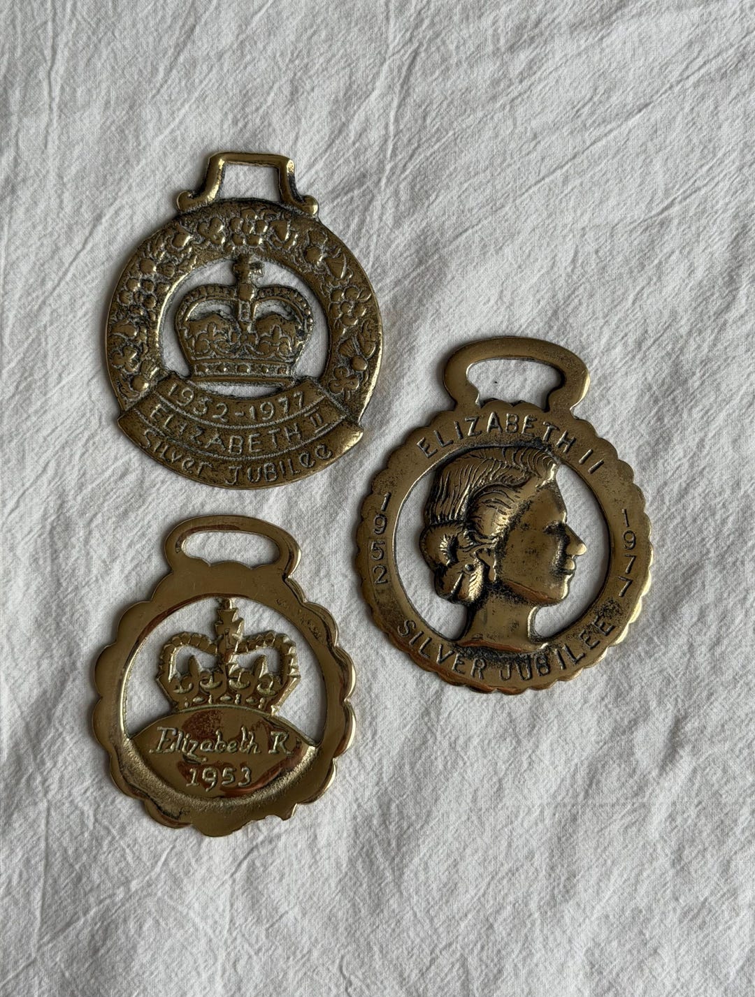 Vintage Horse Brass Medallion Selection Royal Theme Queen Elizabeth ...