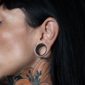 25mm ear plugs store