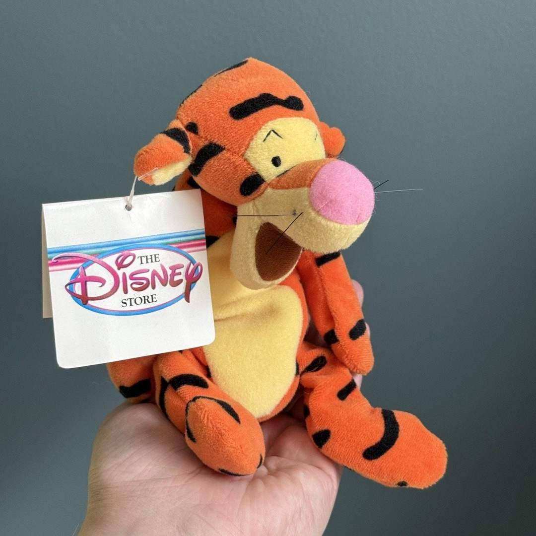 Vintage Tigger Winnie the Pooh NEW Walt Disney Store Beanie Collectible ...