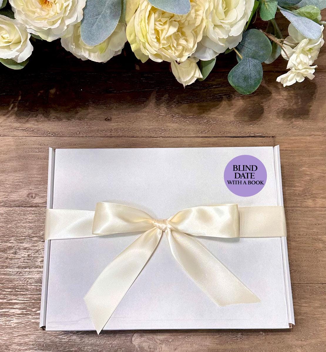 Blind Date With a Book Box Spicy Romance Book Box Bookworm Gift Gift ...