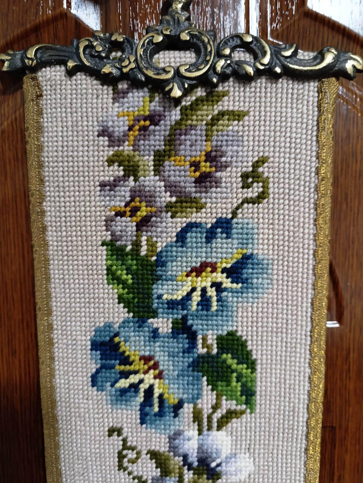 Vintage Estate Needlepoint Bell Pull With Bell Wall Hanging With Bronze ...