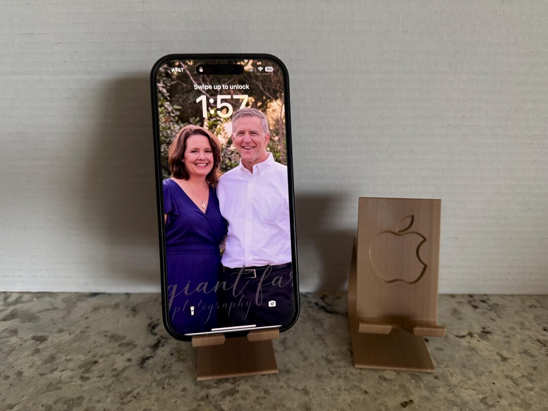 IPhone / Android Phone Stand for Any Size iPhone or Android Cell Phone ...