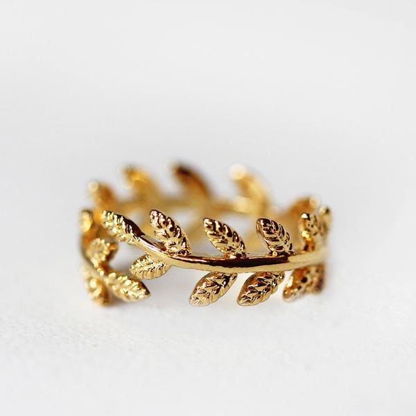 Gold Leaf Ring - Etsy