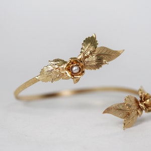 Preorder* Astrid Floral Gold Leaves Arm Band, Leaf Arm Cuff, Bridal ...