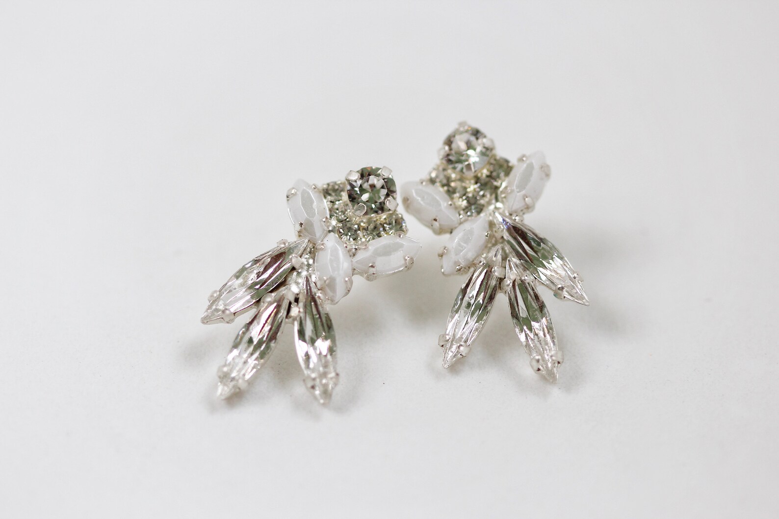 Vicky Pearls Crystals Clusters Earrings Bridal Stud Earrings - Etsy