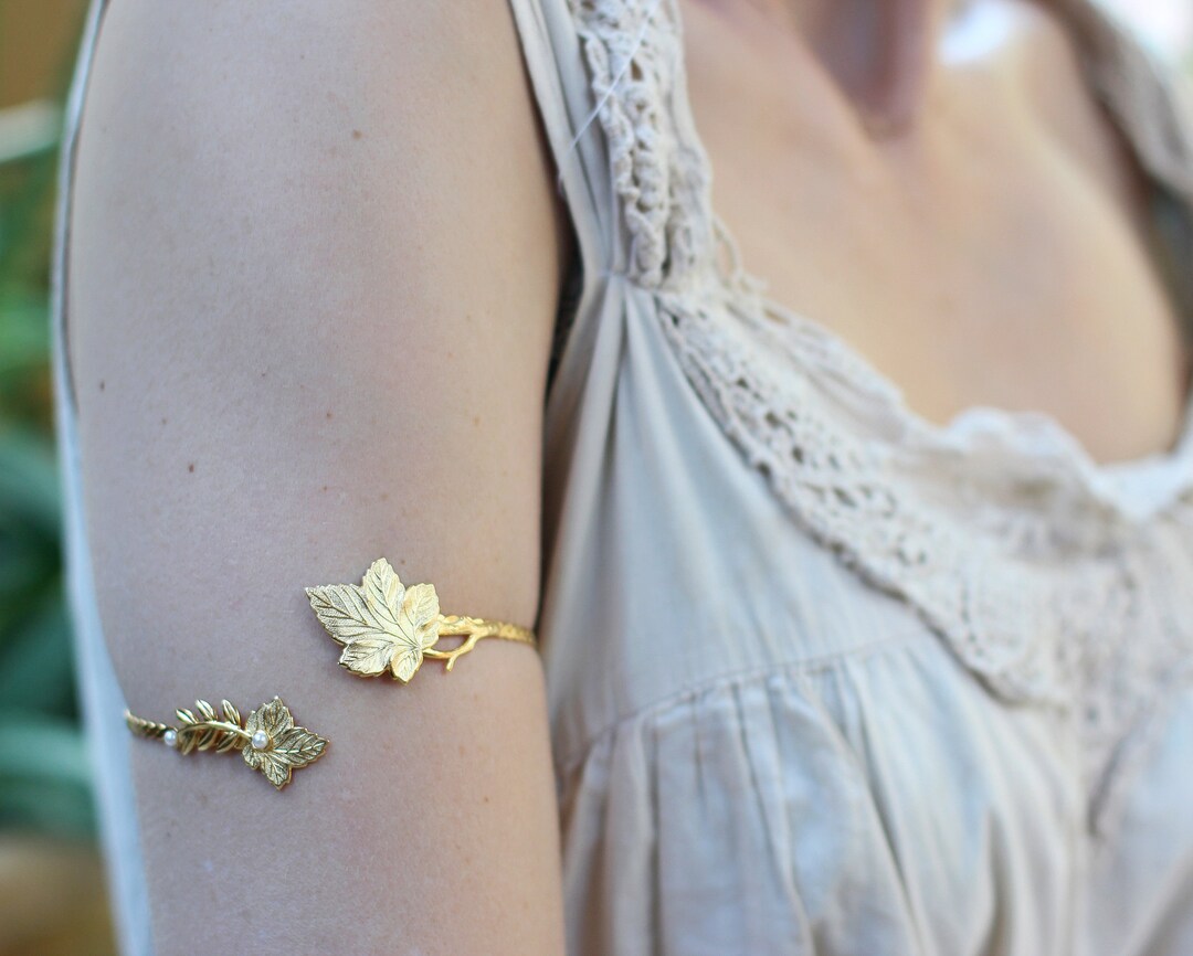 Preorder* Venus Leaf Arm Band, Gold Leaves Arm Cuff, Grecina Arm Bridal ...