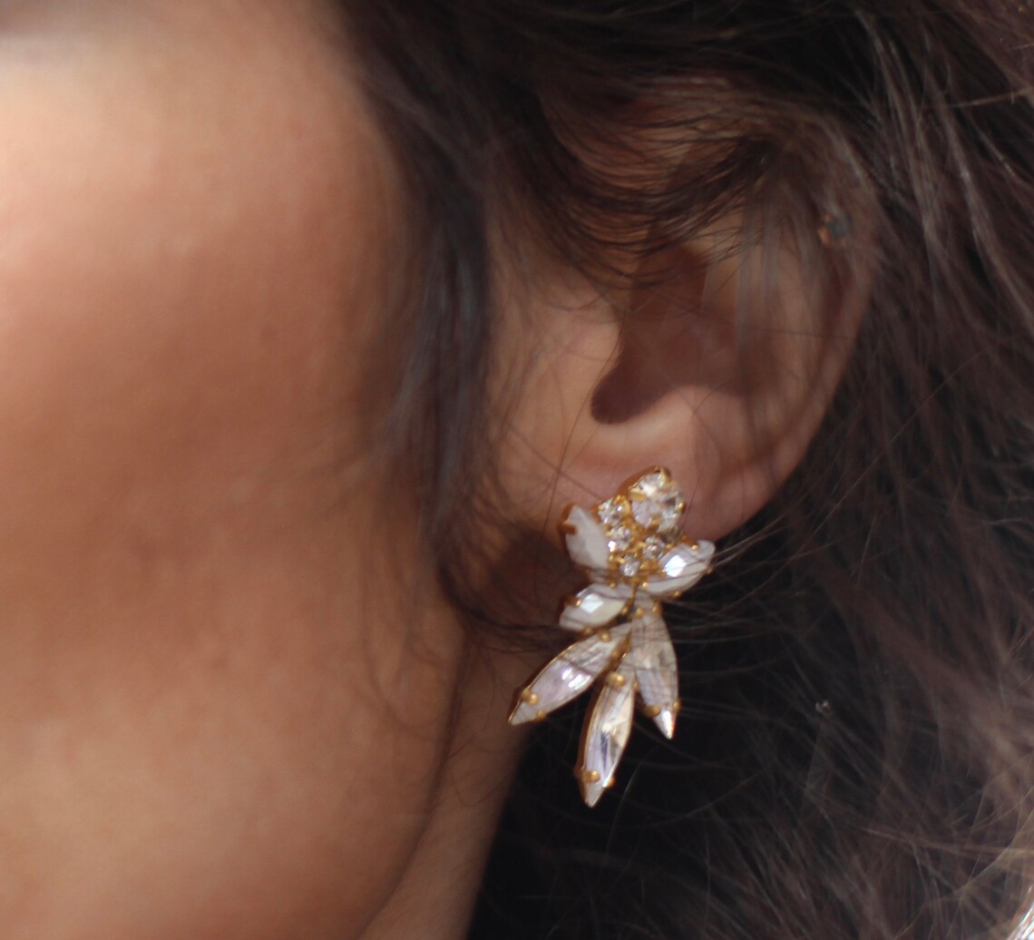 Vicky Pearls Crystals Clusters Earrings Bridal Stud Earrings - Etsy