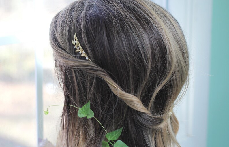 Dainty Twigs & Pearls Greek Goddess Crown Backwards Headband Back ...