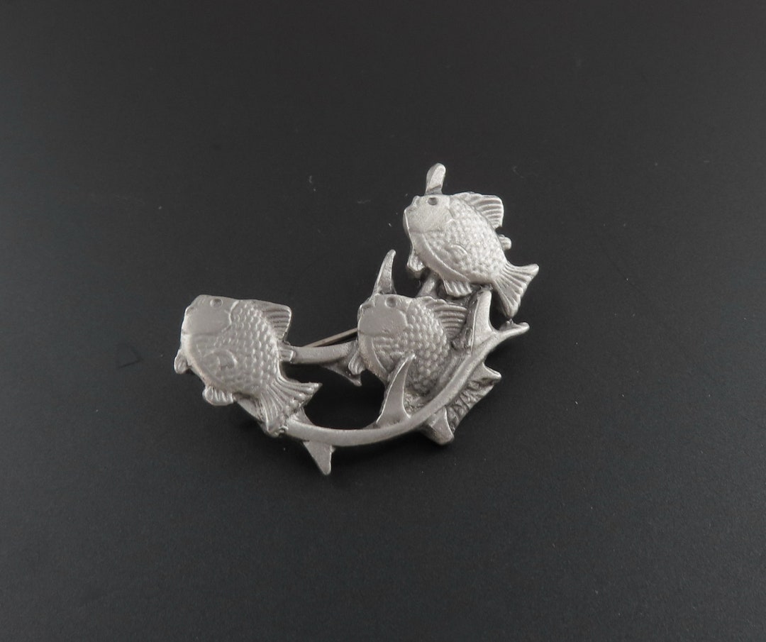 Pewter Fish Brooch: Sea Life Aquatic Pin - Etsy