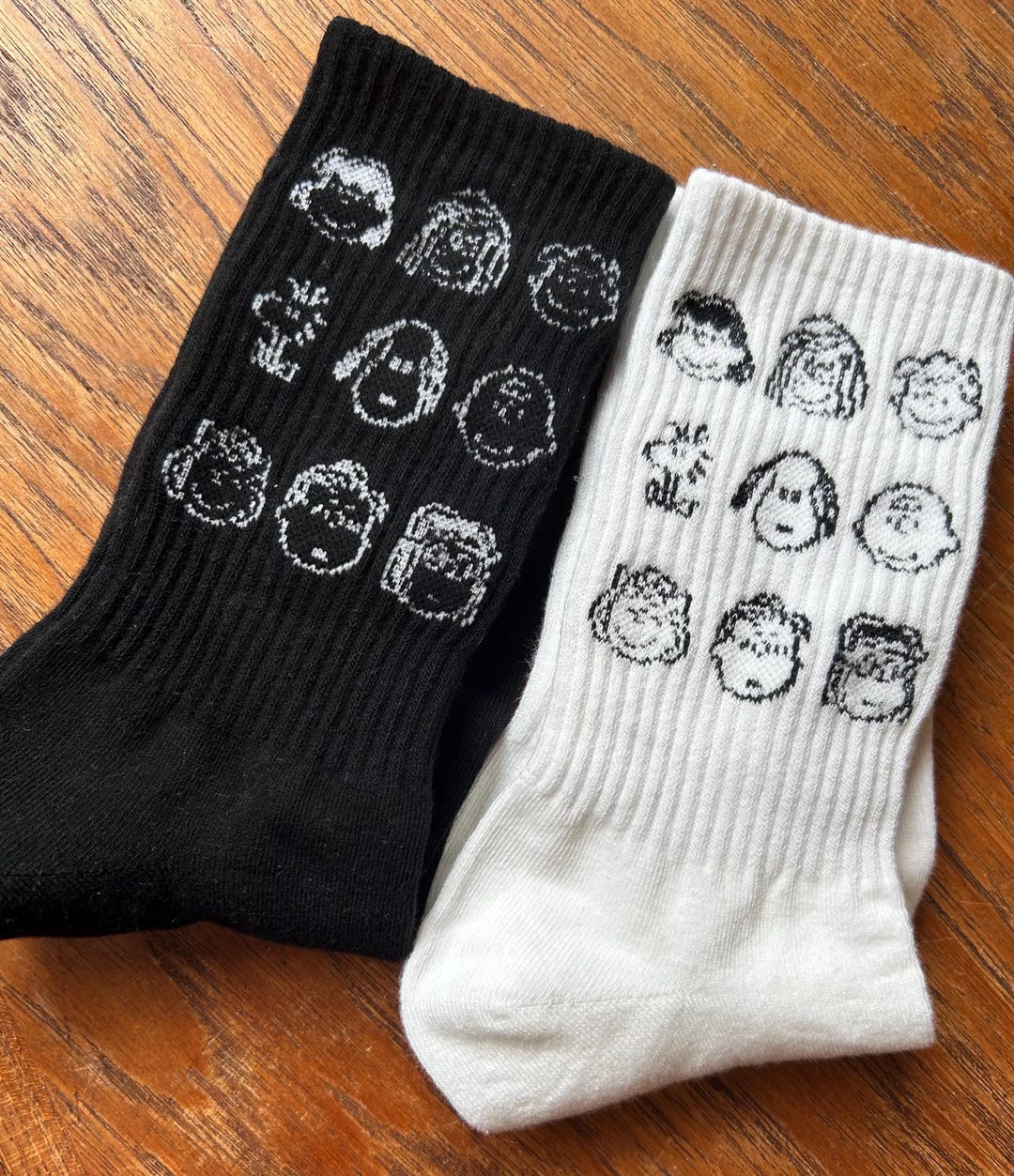 Snoopy Peanuts Cartoon Socks – Officially Licensed 75th Anniversary ...