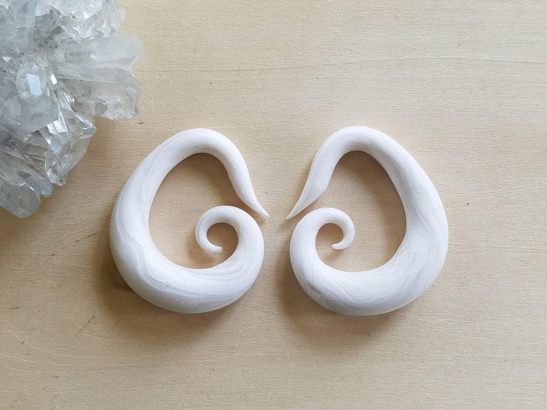 Large Boho Spiral Hoop Gauges // Plugs // Pick Your Colors - Etsy