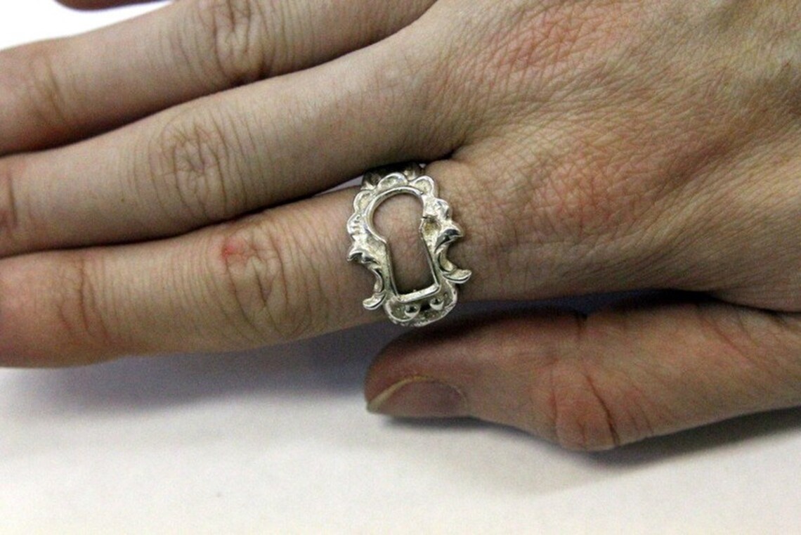 Sterling Silver Victorian Keyhole Adjustable Ring Escutcheon | Etsy