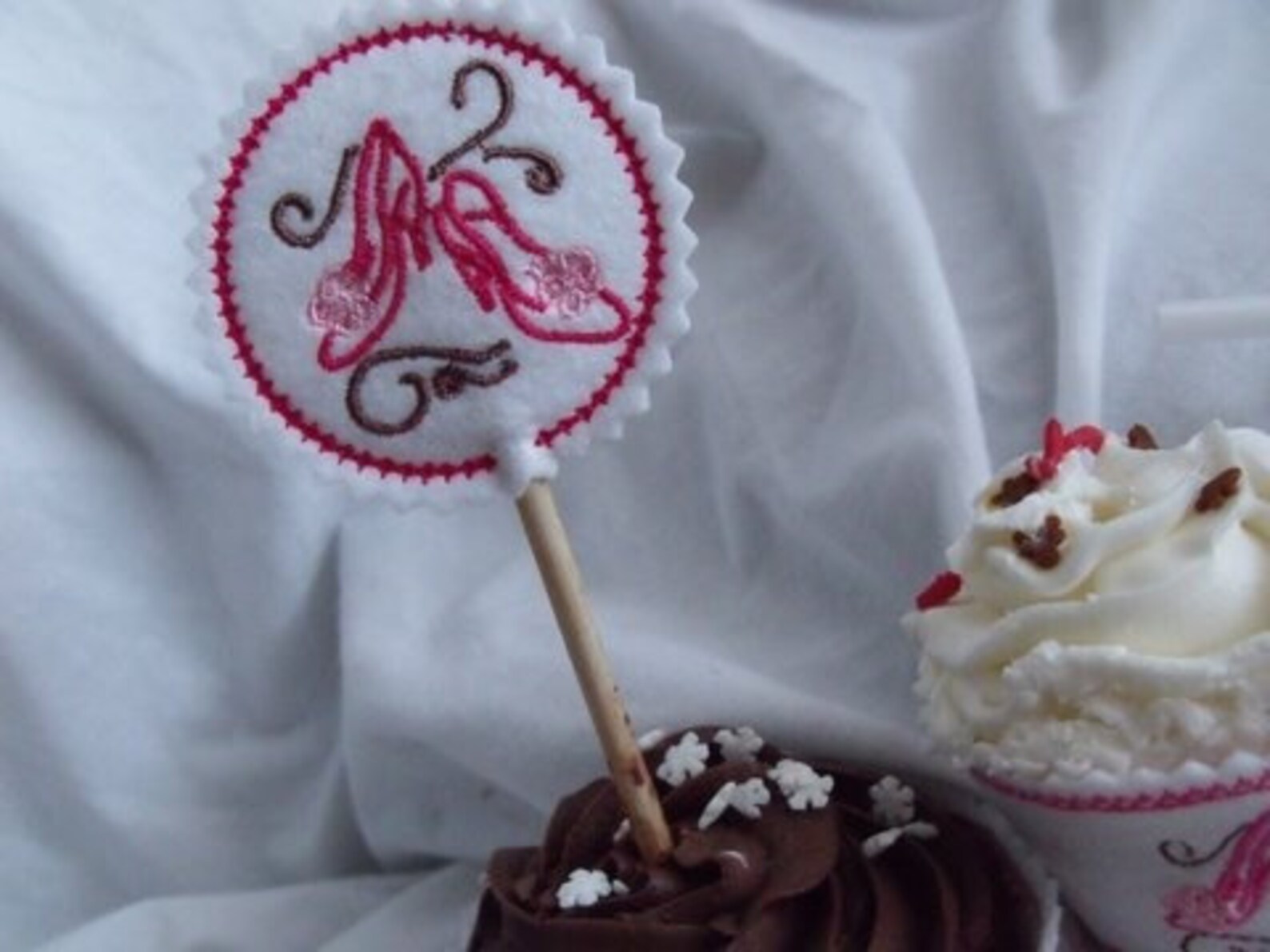 Cupcake Wrapper and Topper Set Glass Slippers Instant Email - Etsy