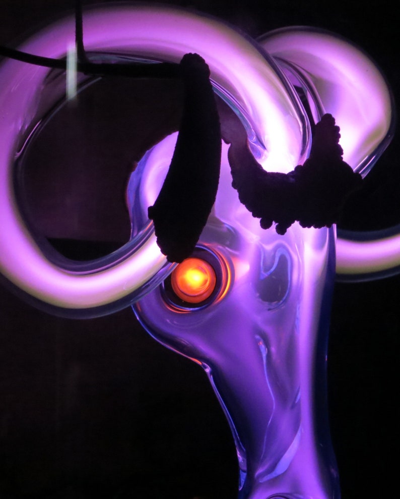 Handmade Borosilicate Plasma Glass Ram in Shadow Bow With Lichenberg ...
