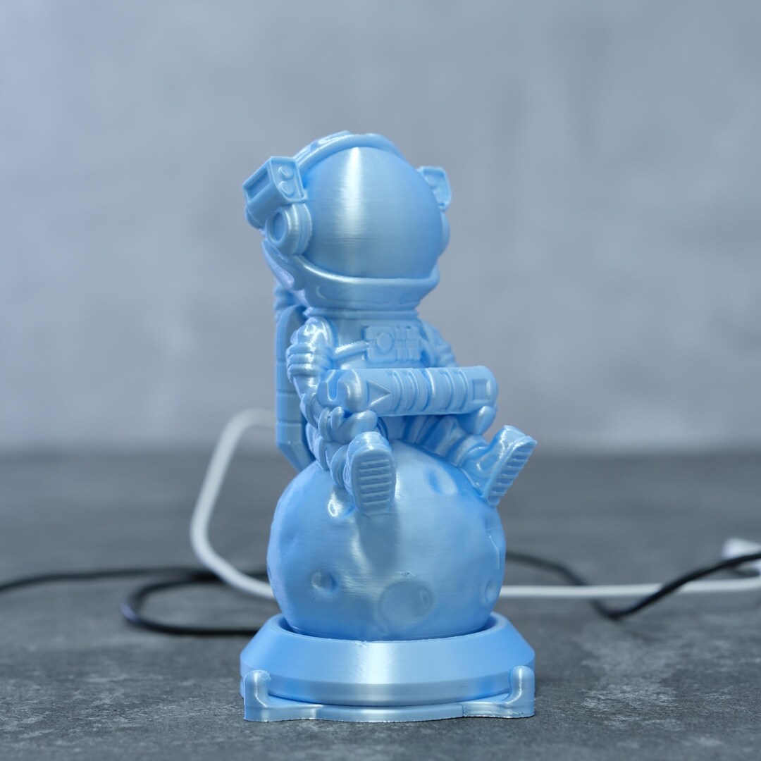 Astronaut Cable Organizer & Mouse Bungee | Space and Moon Styled Cable ...