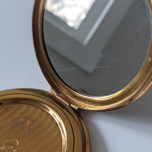 Vintage 1950s STRATTON Petit Point Compact - Etsy