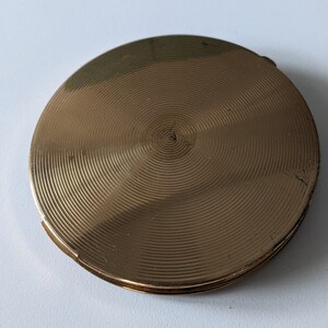 Vintage 1950s STRATTON Petit Point Compact - Etsy