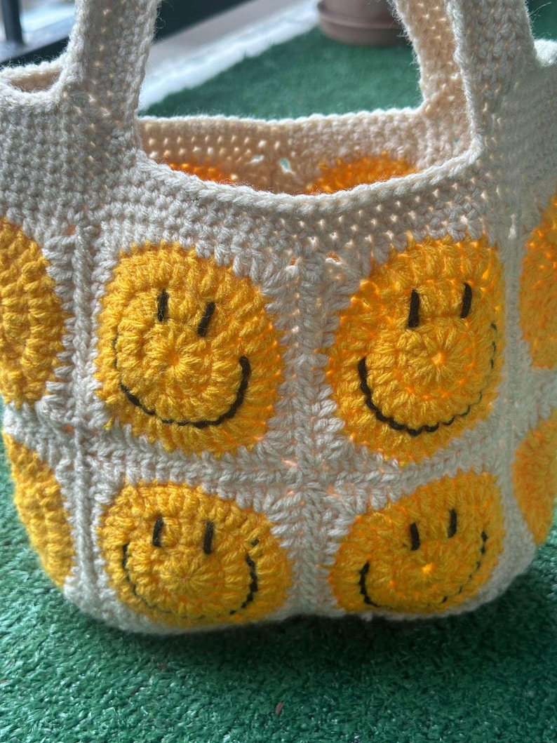 Handmade Crochet Smiley Face Bag: Crossbody or Shoulder Bag - Etsy