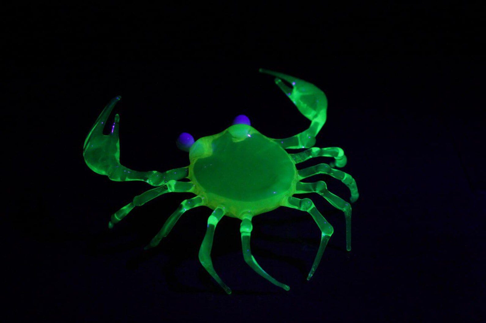 UV Reactive Vaseline Glass Crab – Unique Handmade Uranium Glass Art ...