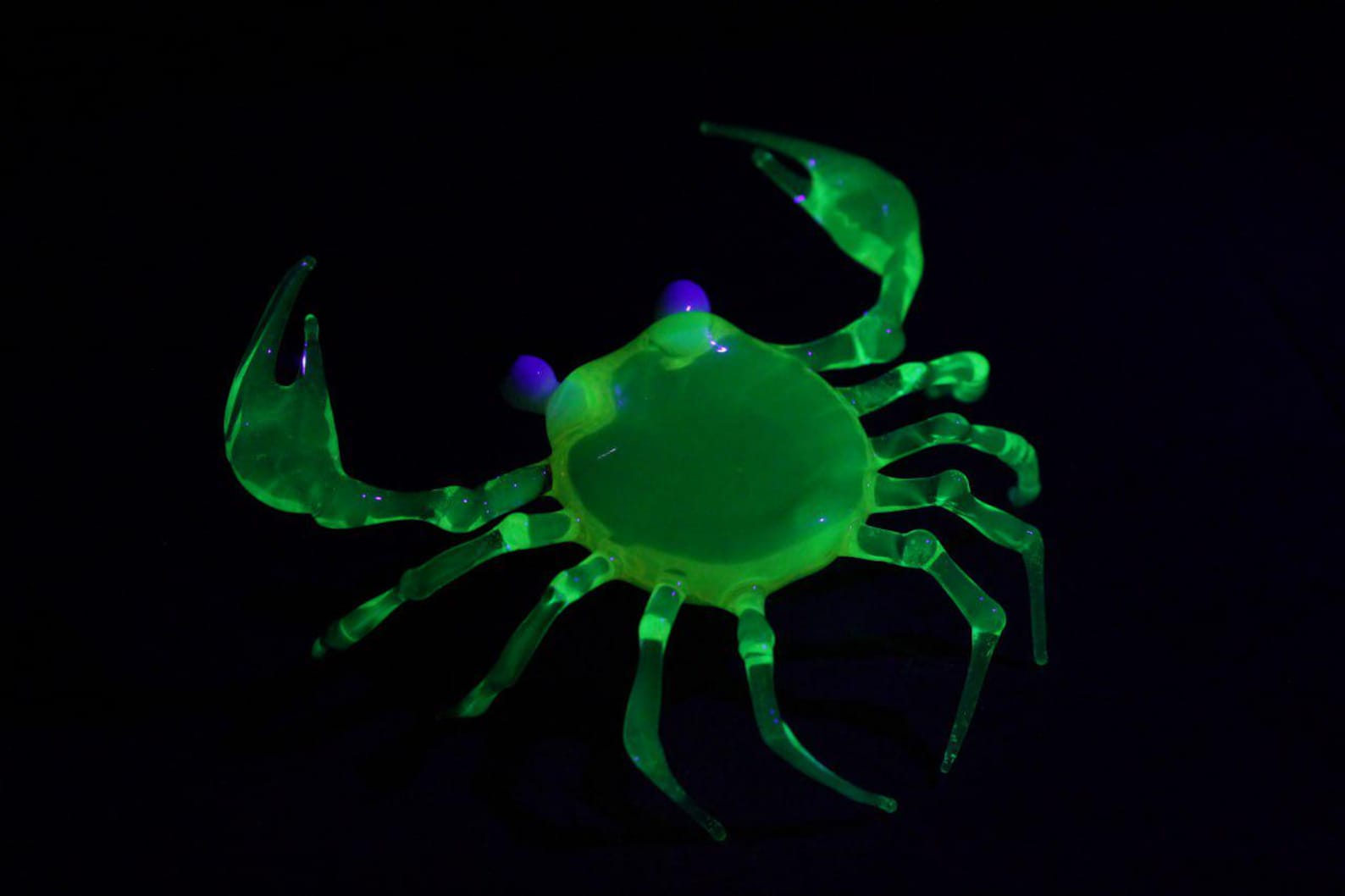 UV Reactive Vaseline Glass Crab – Unique Handmade Uranium Glass Art ...