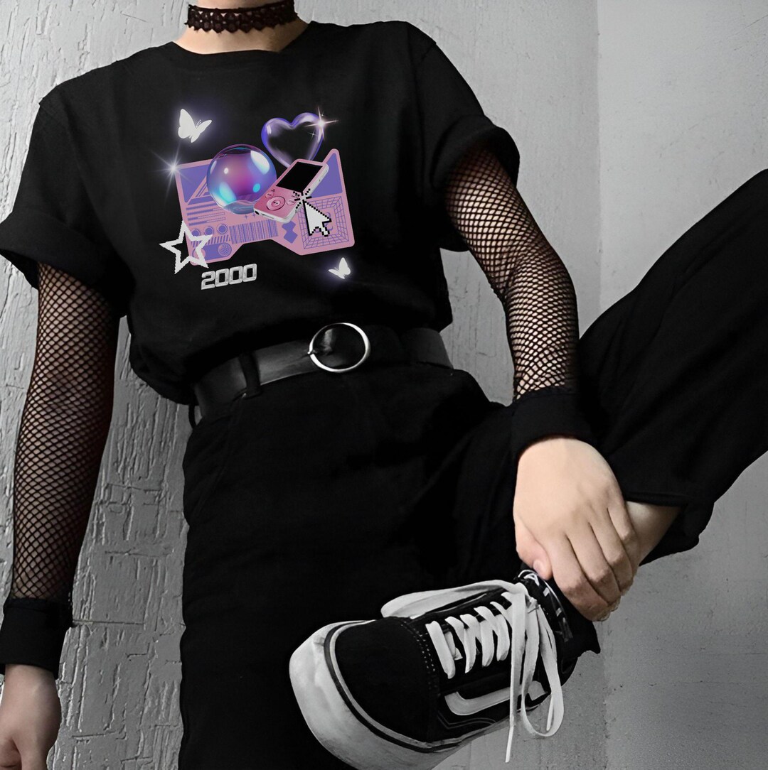 Cybercore T-shirt Pink & Purple Aesthetic | 2000s Tech Nostalgia ...