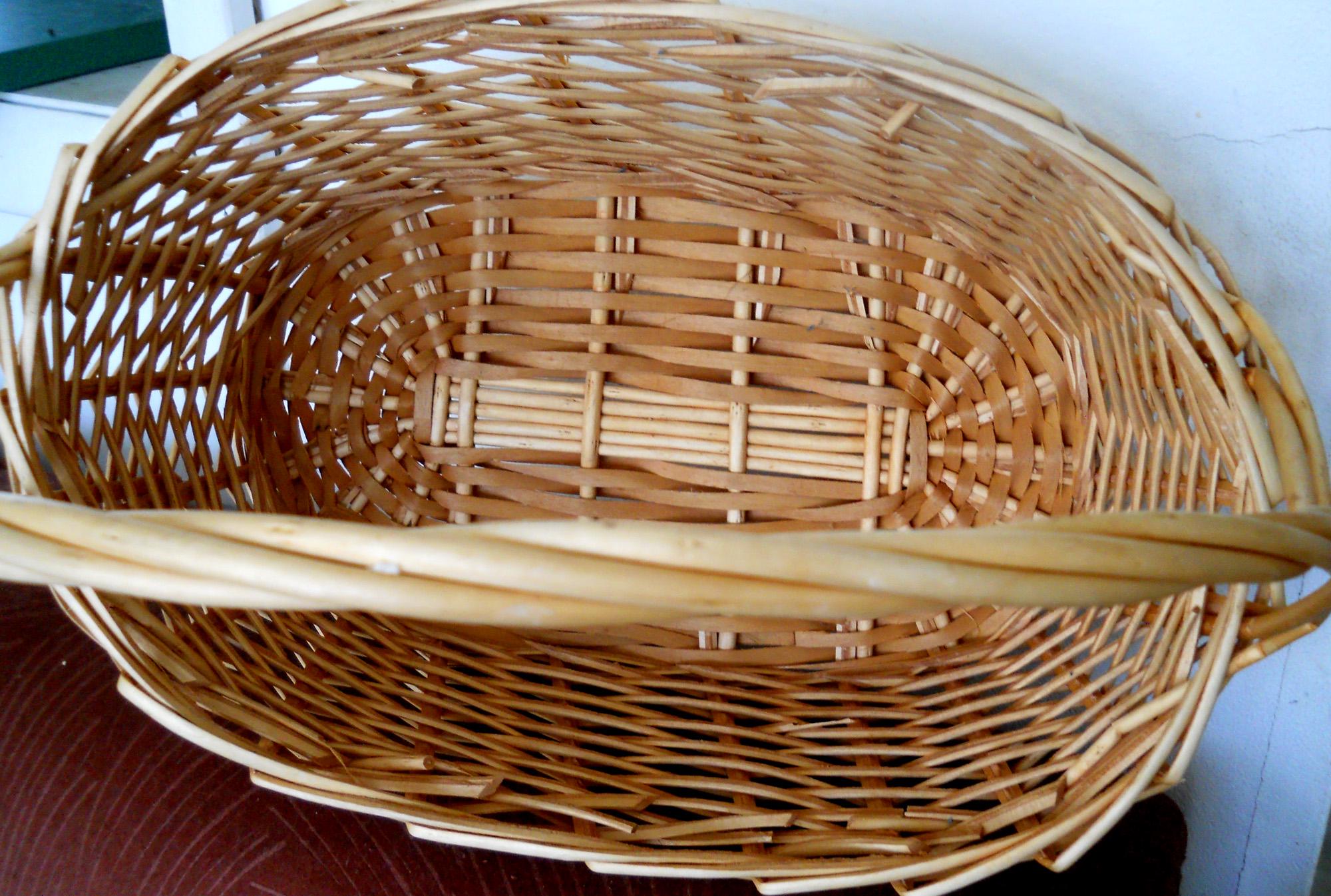 Handwoven Wicker Gathering Handmade Willow Home Decor Garden Rustic ...