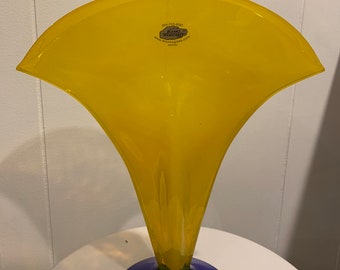 Blenko Hand Blown Art Glass Fan Vase Large 12.5 Yellow & Blue Vintage ...