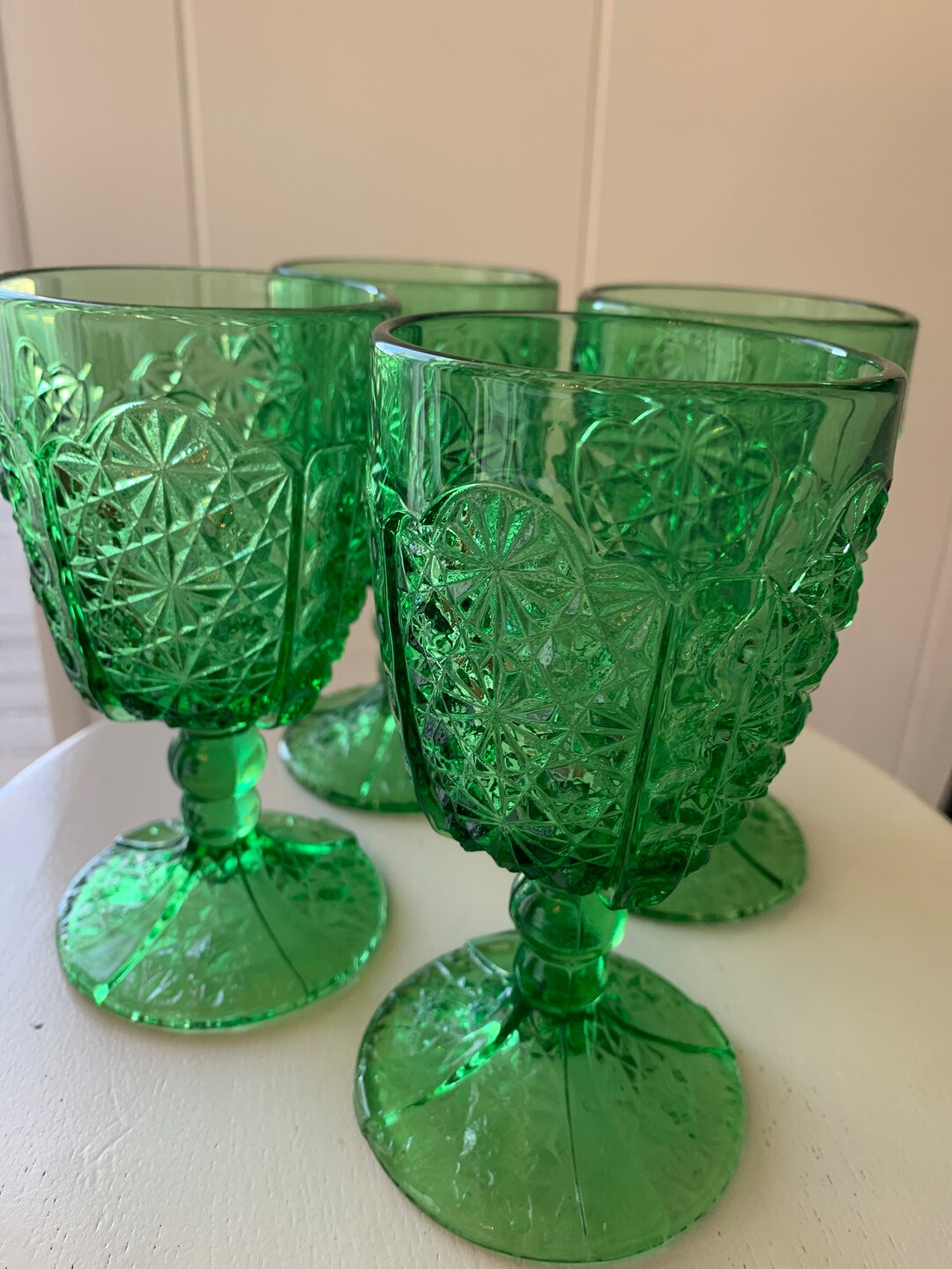 Green Daisy & Button Set of Four Water Goblets - Etsy