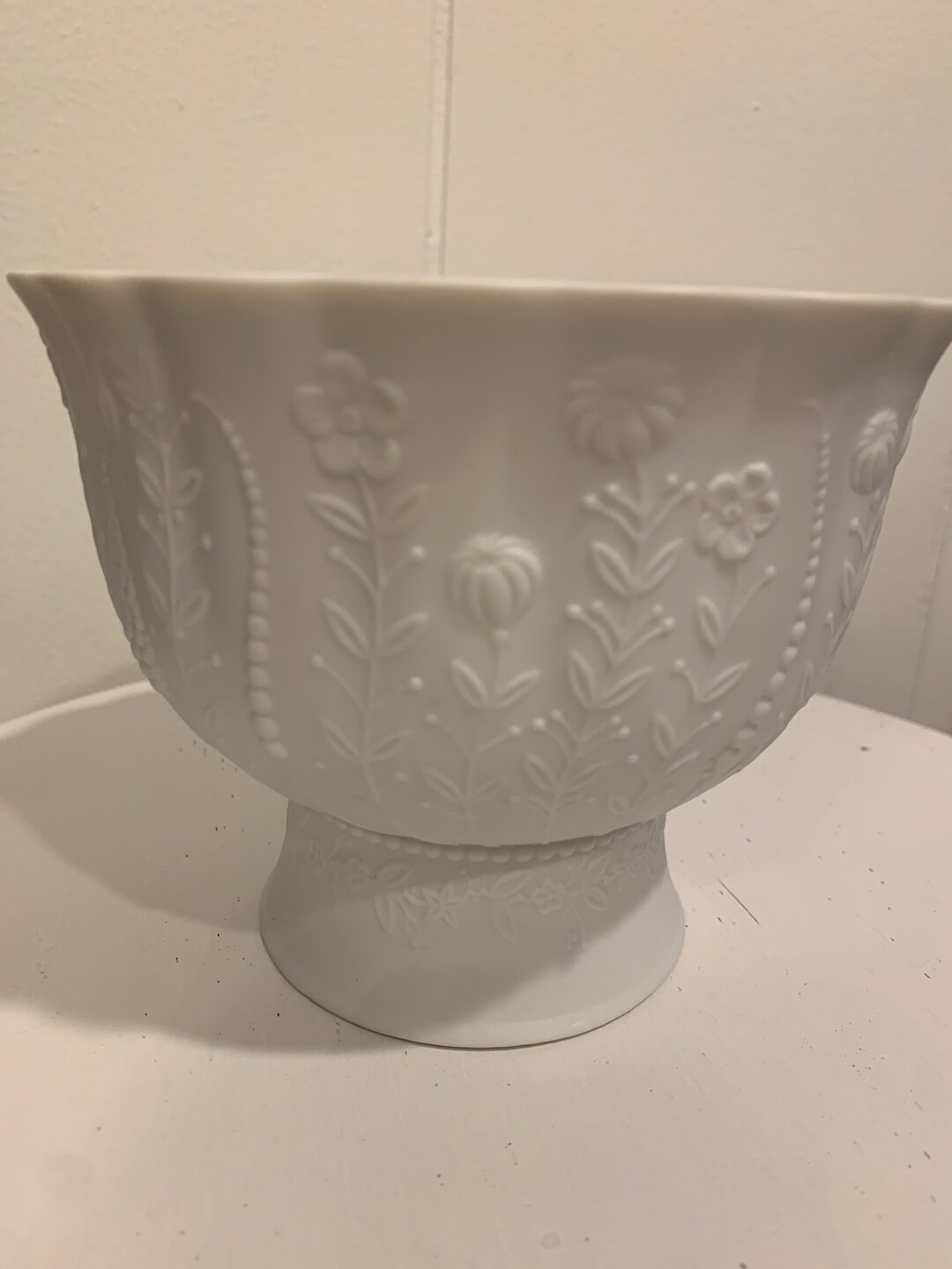 Vintage AK Kaiser M Frey Flower Vase White Bisque Porcelain - Etsy