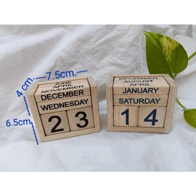 Wooden Calendar, Permanent Calendar, Perpetual Calendar Desk, Wood ...