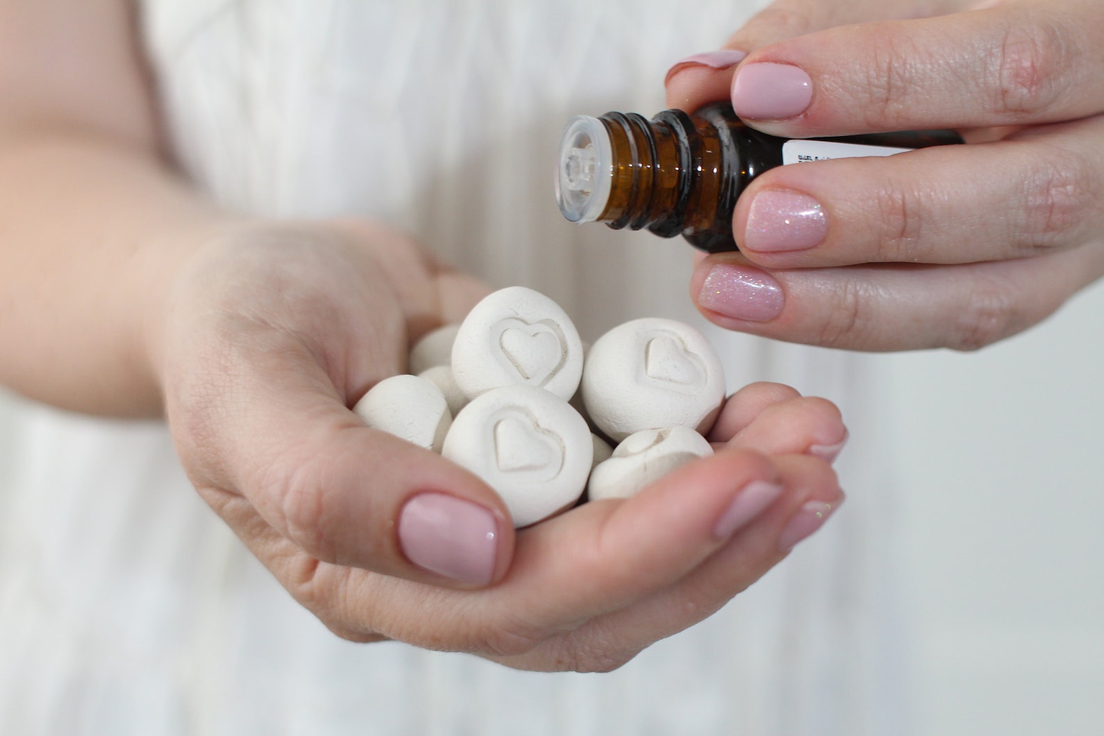 Aromatherapy Stones, Oil Diffuser, Ceramic Essential Oil Diffuser ...